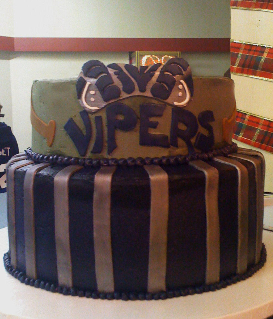 Viper Cake - CakeCentral.com