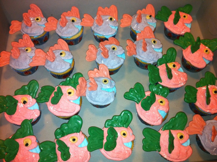 Fun Fish Cupcakes - CakeCentral.com