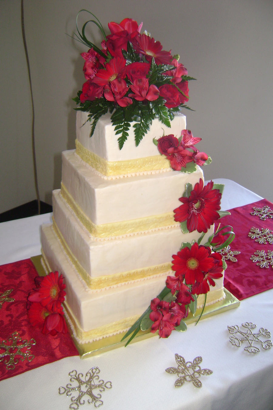 Square Cake With Fondant Ribbon - CakeCentral.com