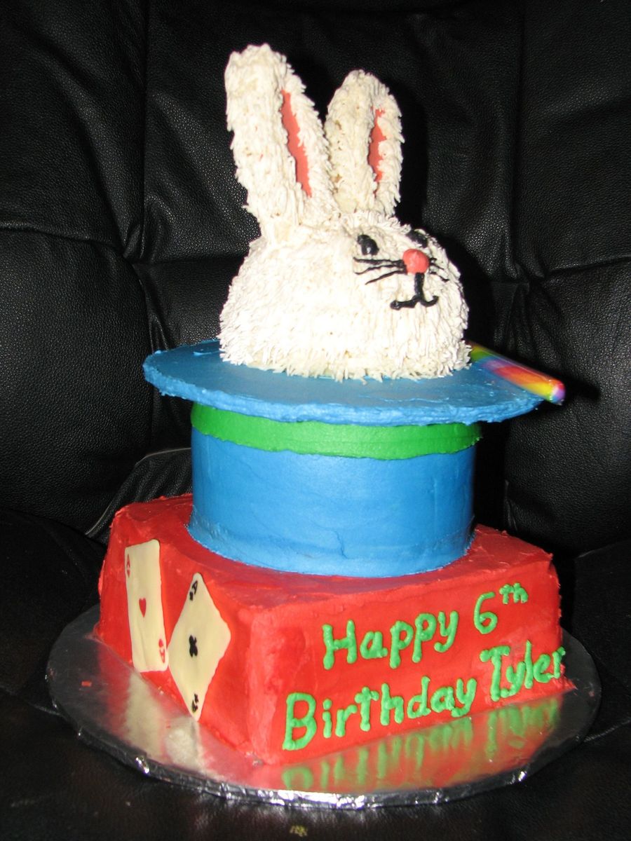 Magic Bunny Hat - CakeCentral.com