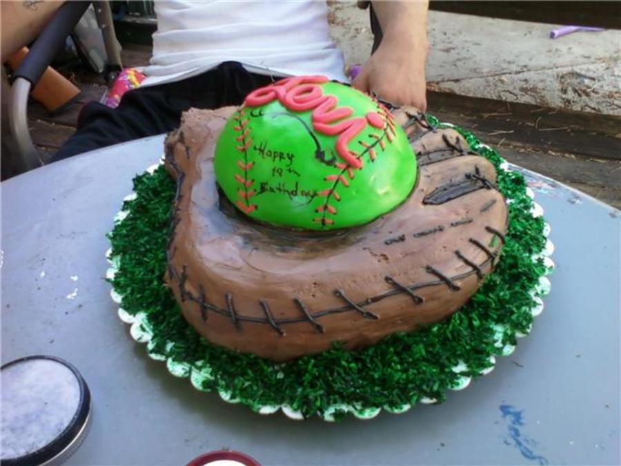 Softball Birthday Cake - CakeCentral.com