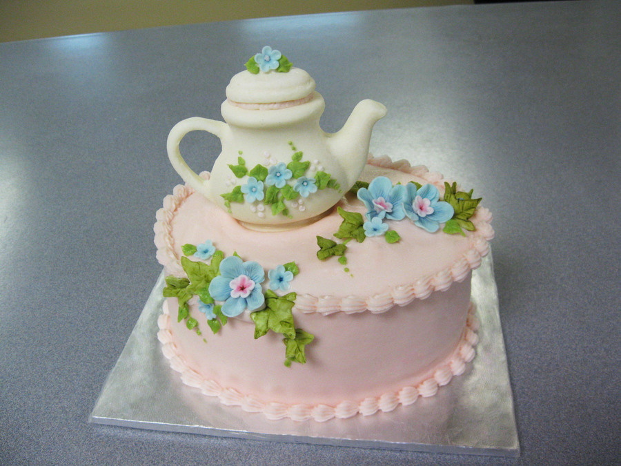 Teapot Cake - CakeCentral.com