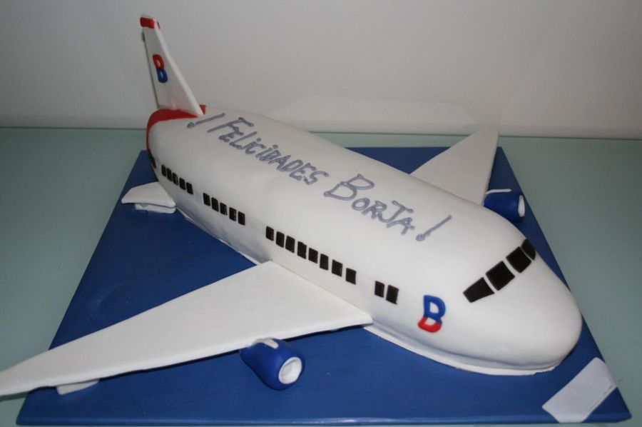 Boeing 777 Cake - CakeCentral.com