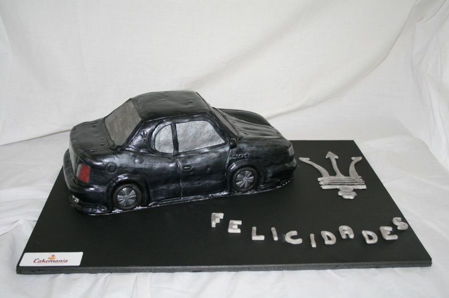 Maserati Car - CakeCentral.com