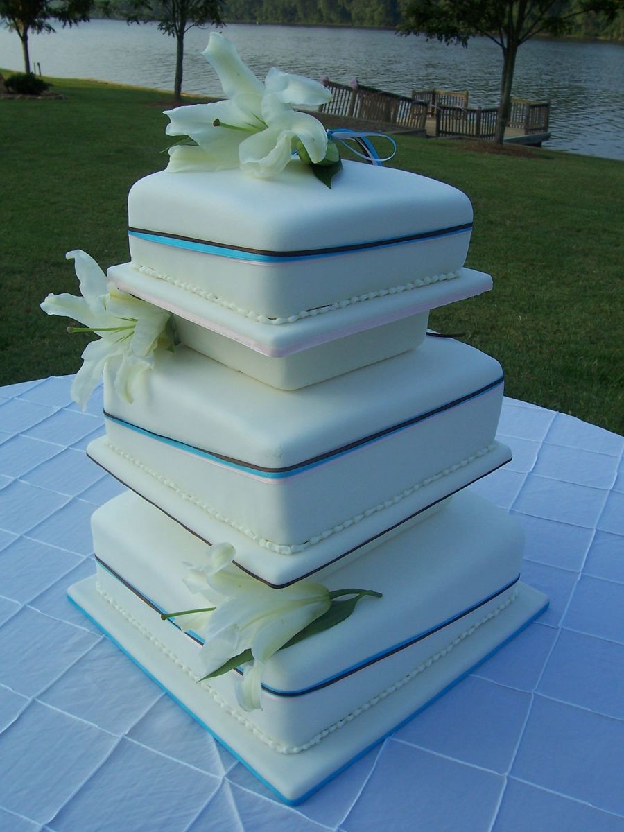 Lake Lookout - CakeCentral.com