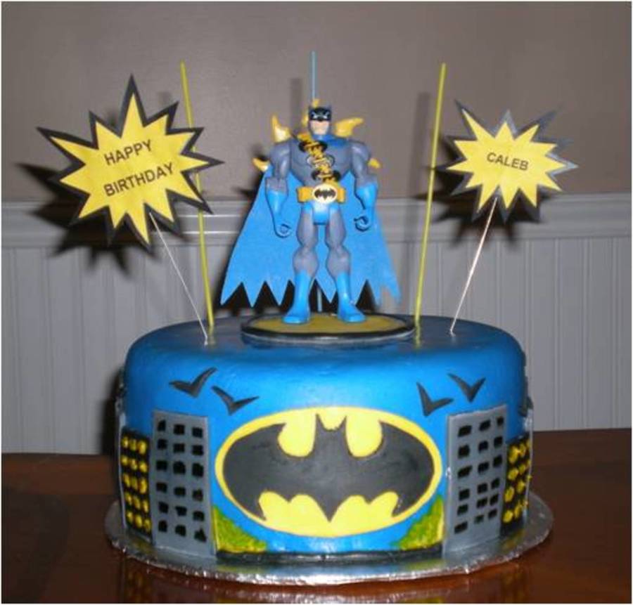 Batman Cake - CakeCentral.com