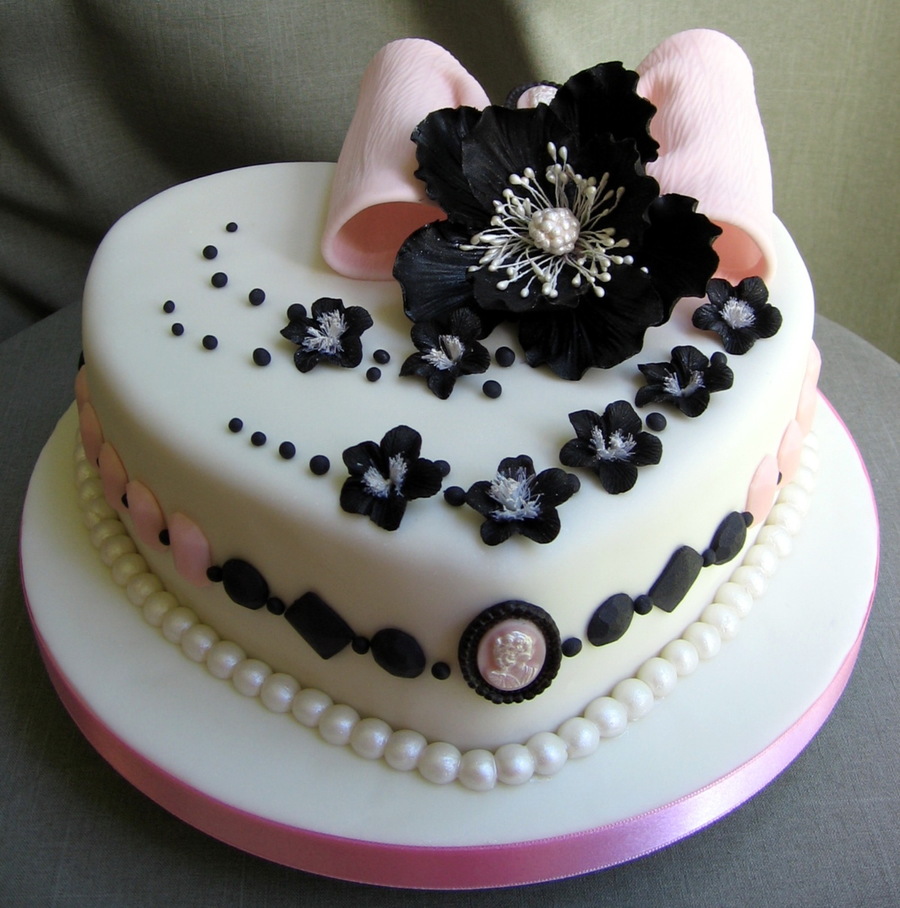 Heart Cake - CakeCentral.com