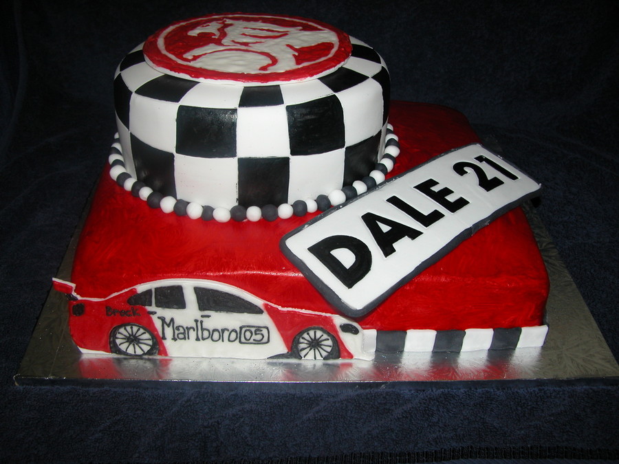 Dale's 21St Birthday Cake - CakeCentral.com
