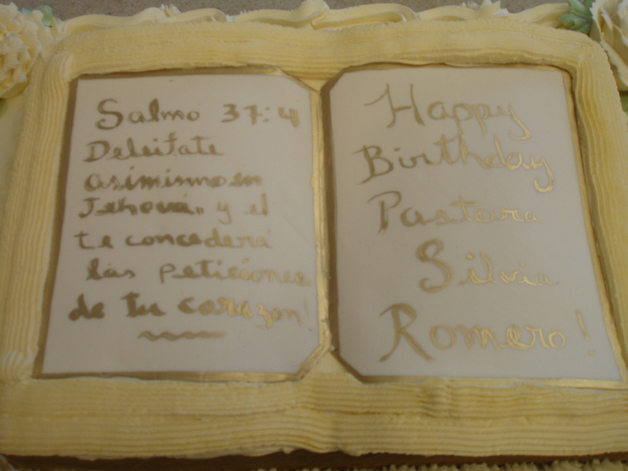 Bible Cake - CakeCentral.com