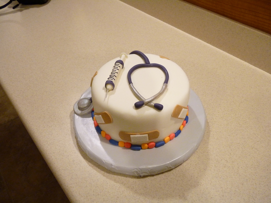 Nurses Graduation Cake - CakeCentral.com