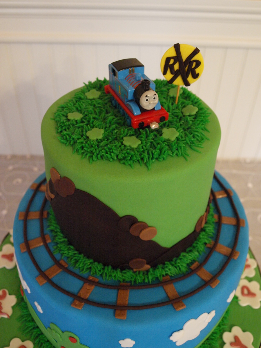 Thomas The Train - CakeCentral.com