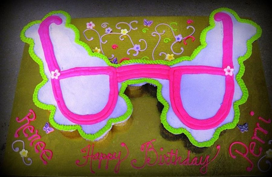 Sunglasses Cupcake Cake - CakeCentral.com