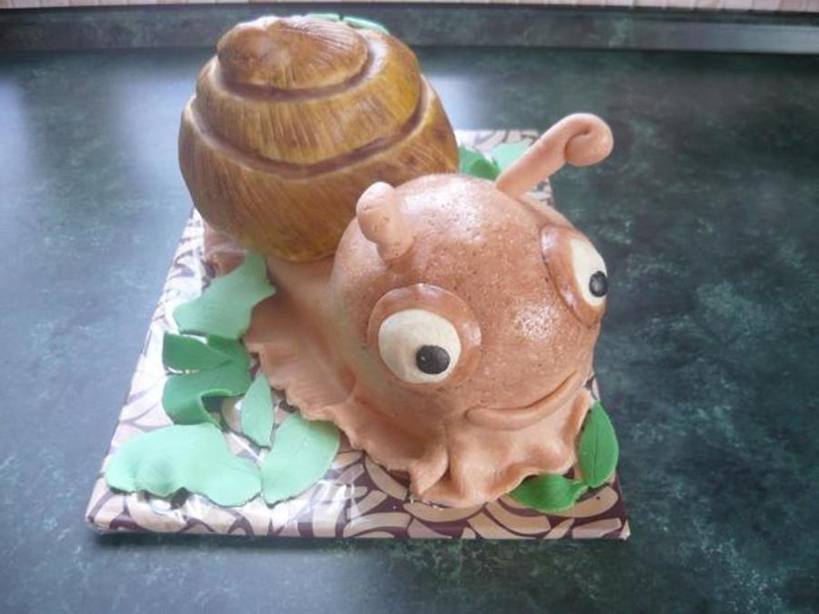 Snail Cake - CakeCentral.com