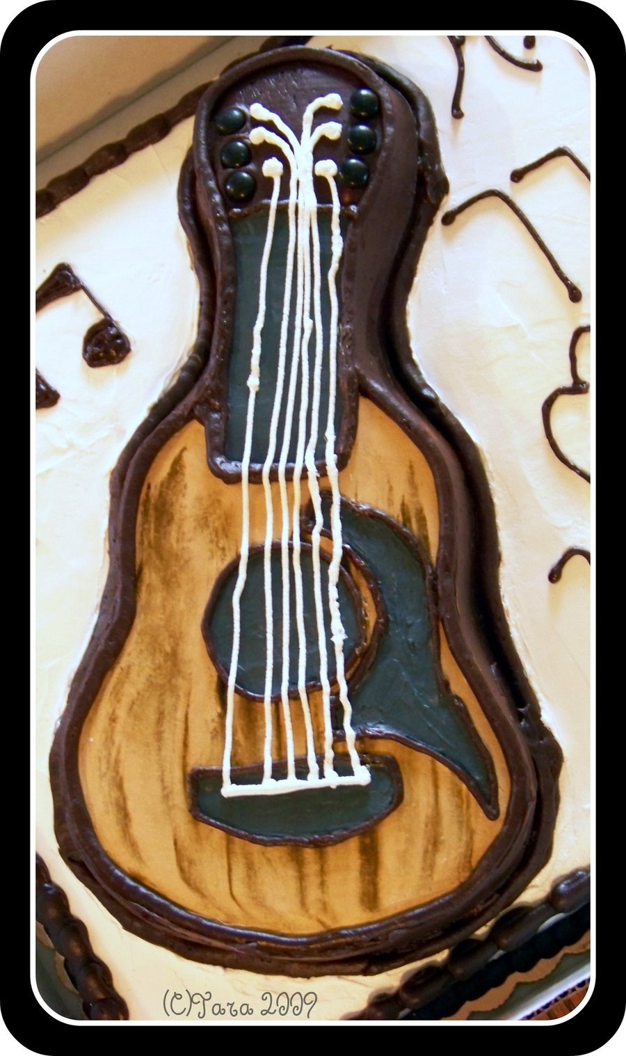 Acoustic Guitar Cake - CakeCentral.com