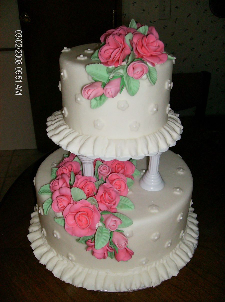 Wilton Wedding Cake Class - CakeCentral.com