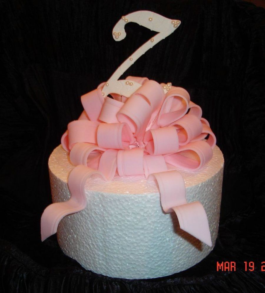 Fondant Bow With Gumpaste Topper - CakeCentral.com