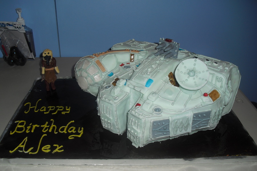 Millennium Falcon Cake - CakeCentral.com