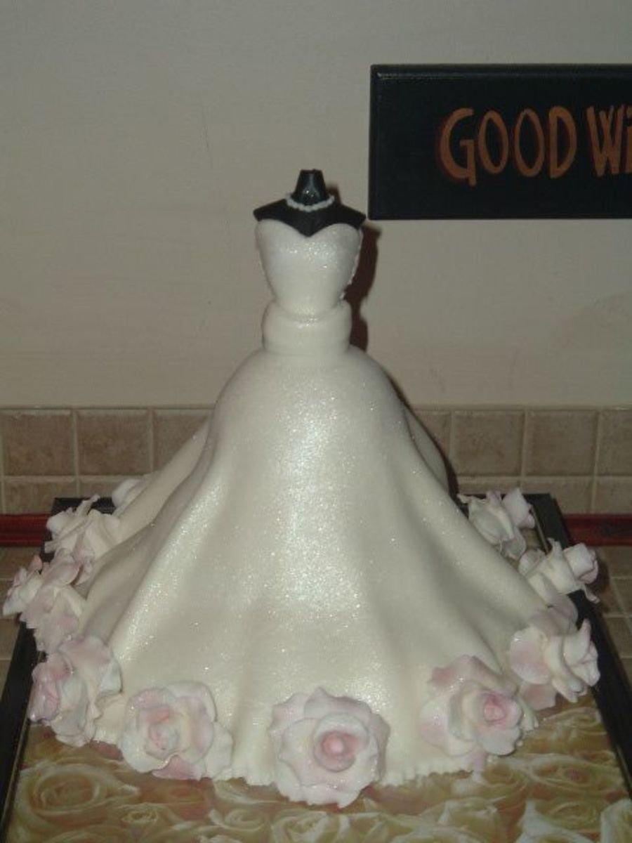 Bridal Gown - CakeCentral.com