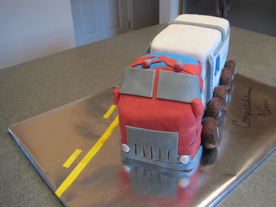 Truck Driving Graduation - CakeCentral.com