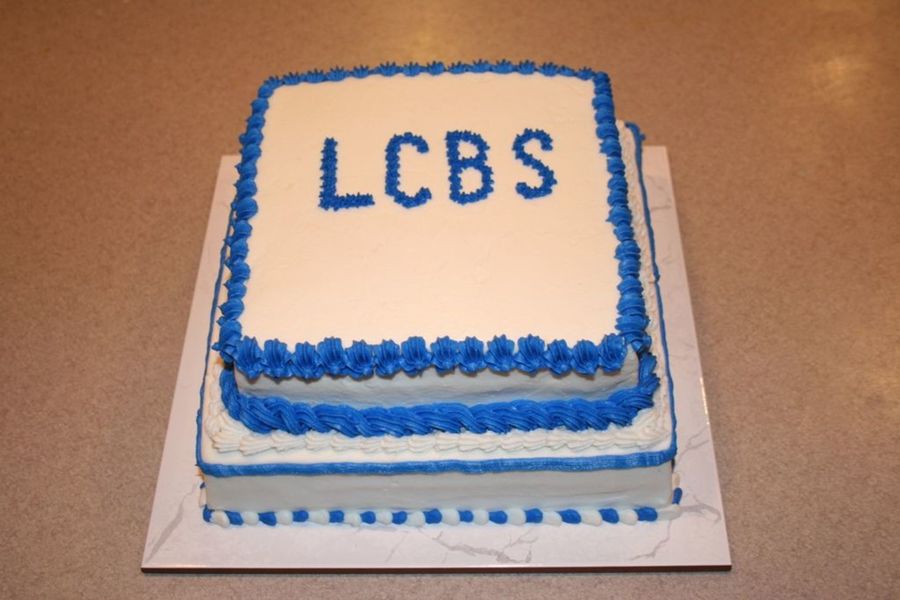 High School Reunion Cake - CakeCentral.com