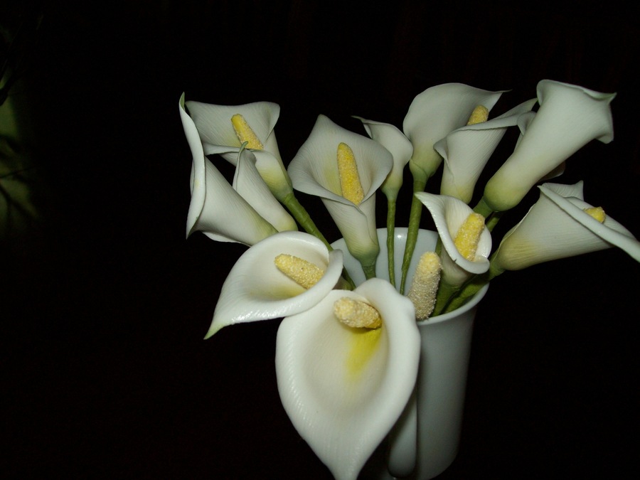 Calla Lilies - CakeCentral.com