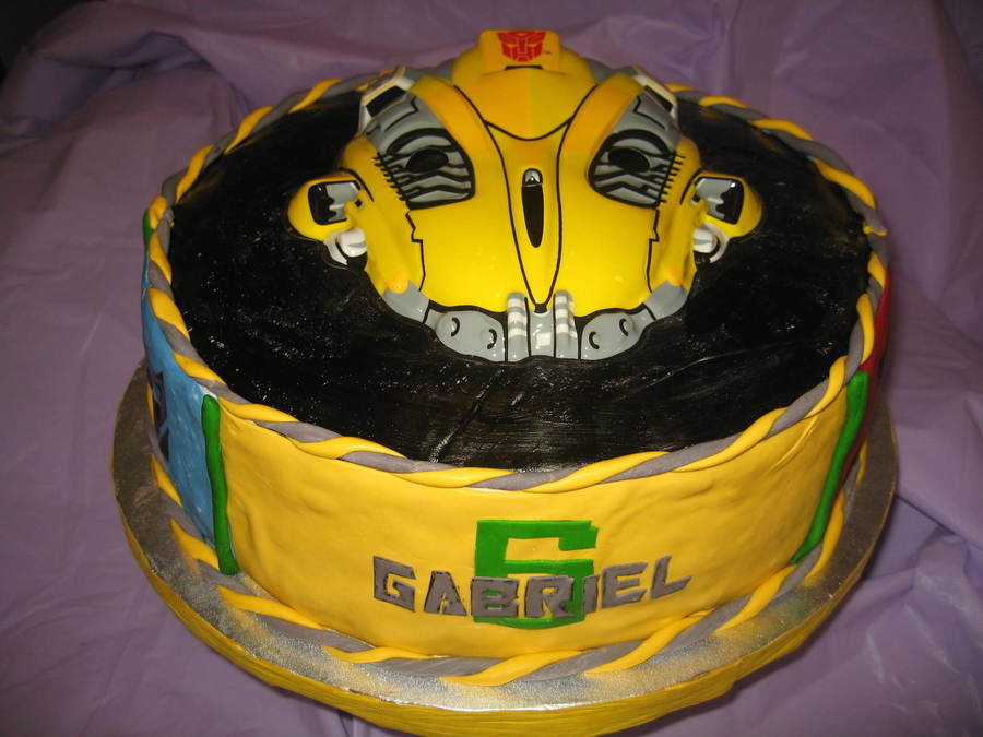Transformers Bumblebee Cake - CakeCentral.com