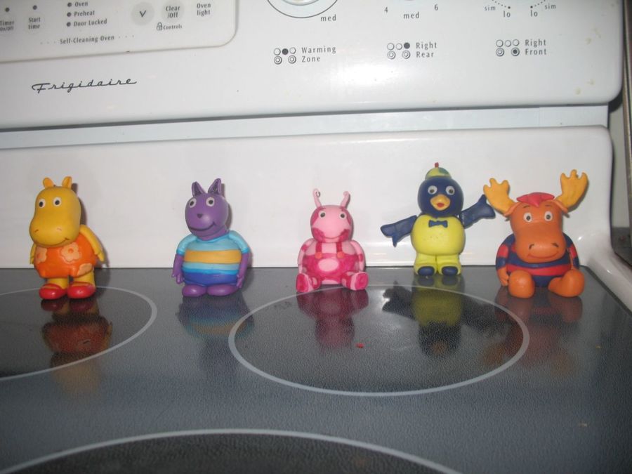 Backyardigan Figures - CakeCentral.com