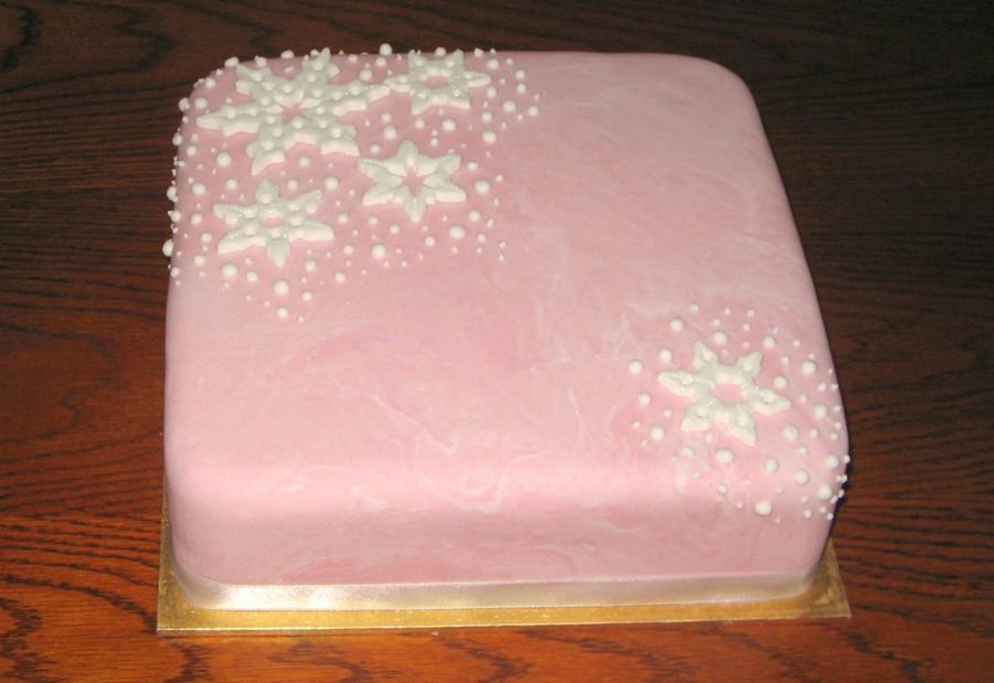 Pink Snowflake Cake - CakeCentral.com