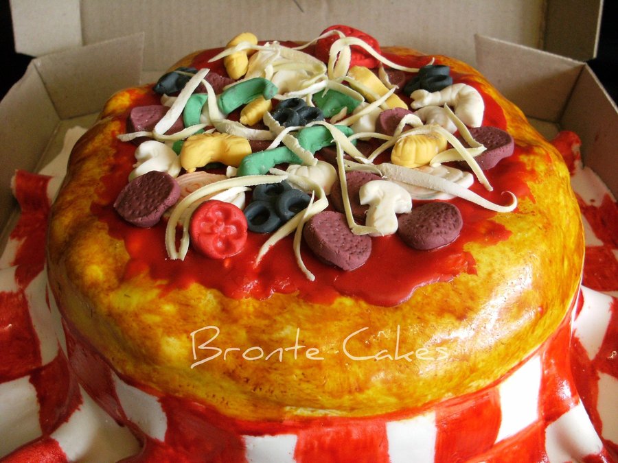 Ali's Pizza Birthday Cake - CakeCentral.com
