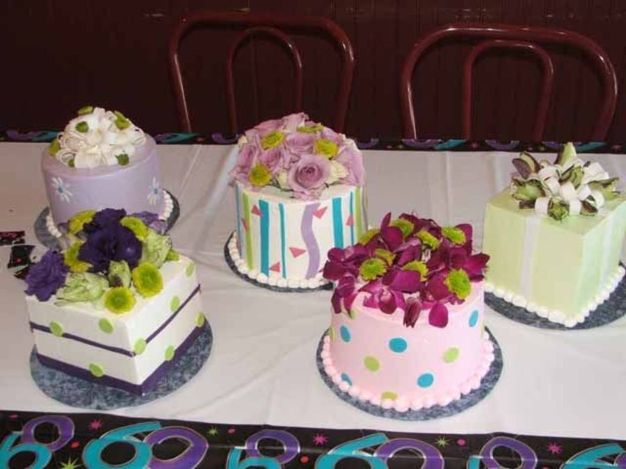 Centerpiece Cakes - CakeCentral.com