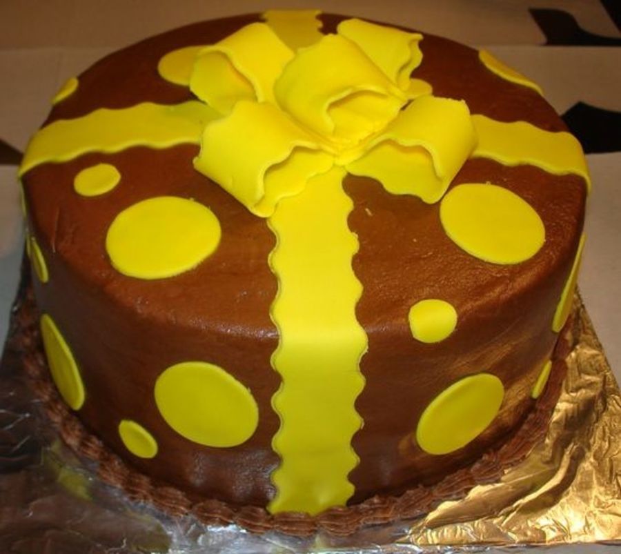 April_Cake_005_Web.jpg - CakeCentral.com