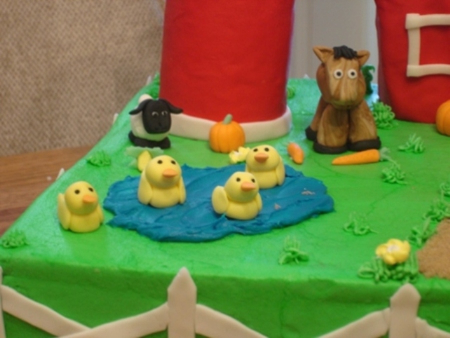 Farm Cake - CakeCentral.com