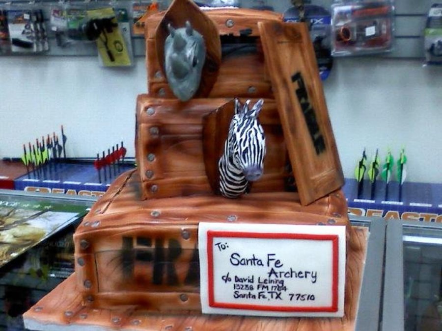 Crates, Safari Mounts - CakeCentral.com