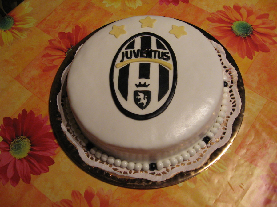 Juventus - CakeCentral.com