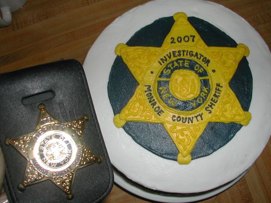 Sheriff Badge Cake - CakeCentral.com