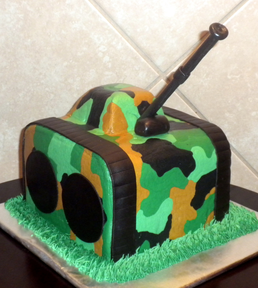 Camo Tank Birthday - CakeCentral.com