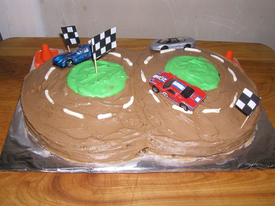 Race Track - CakeCentral.com