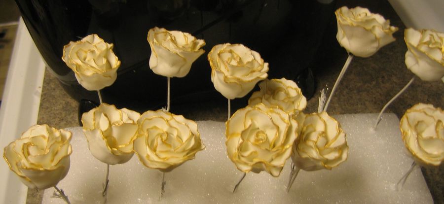 Gold Tipped Roses - CakeCentral.com