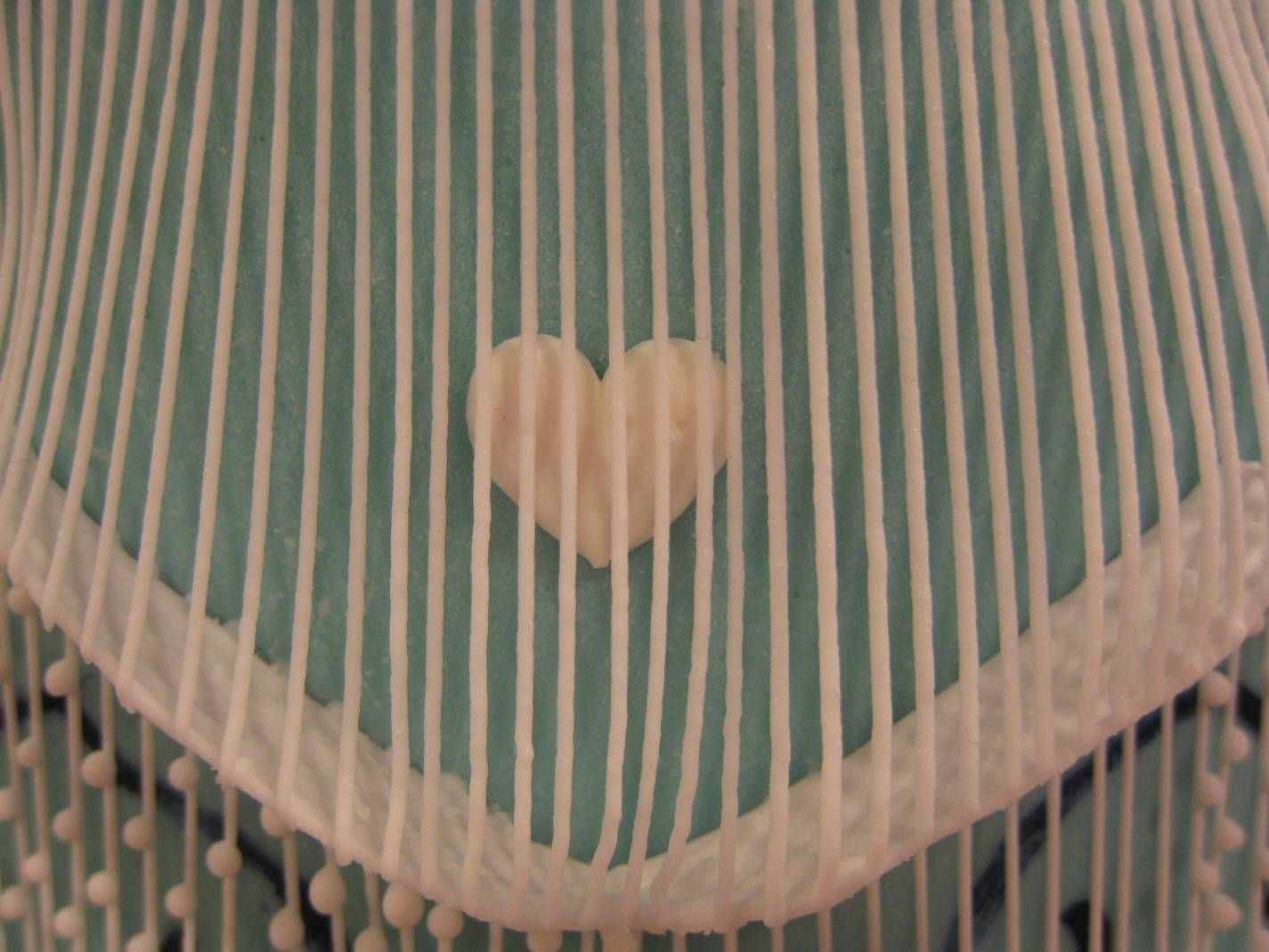 Australian Stringwork - CakeCentral.com