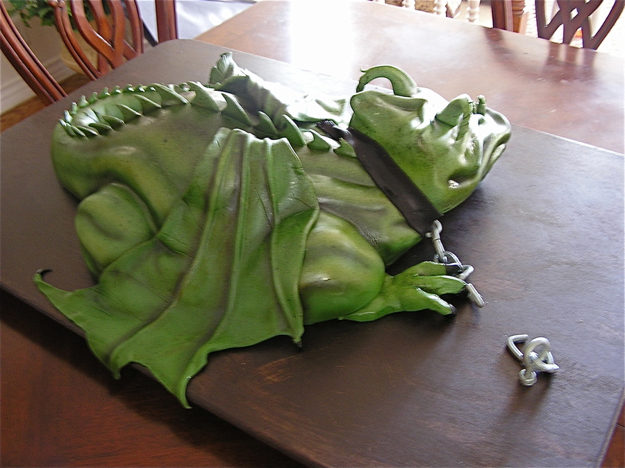 3D Dragon Cake - CakeCentral.com
