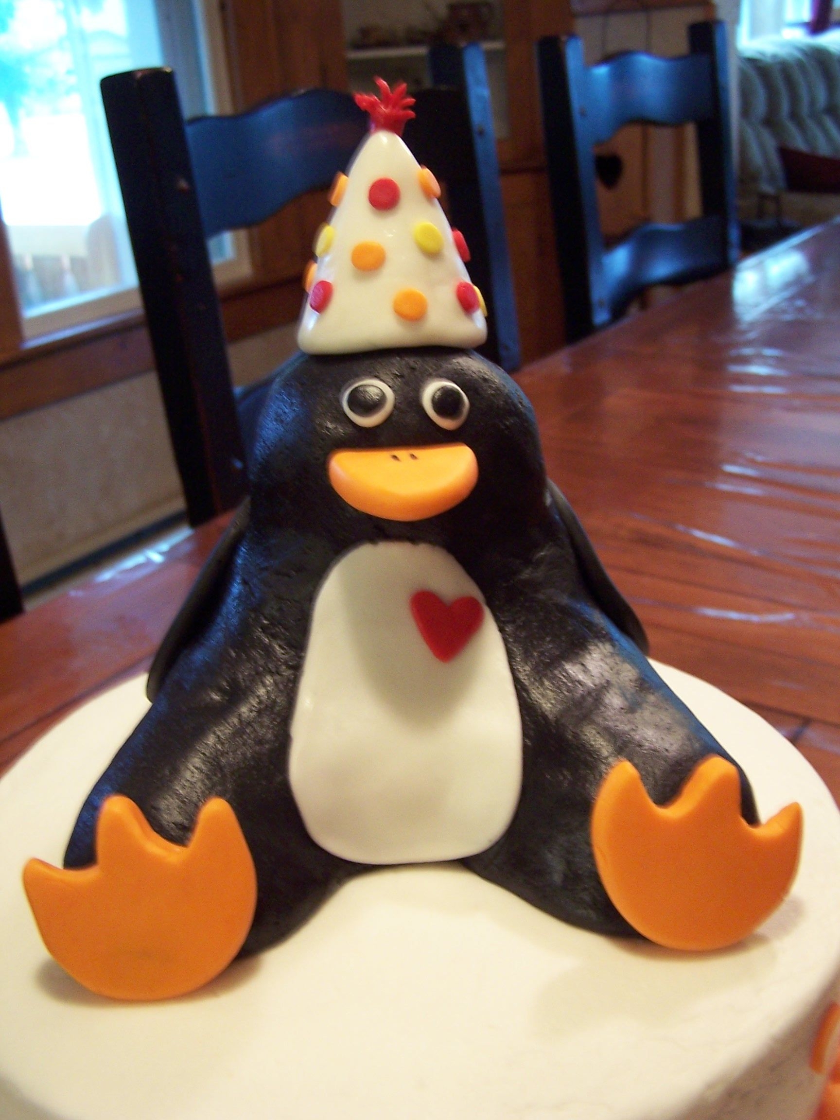 Penguin Birthday Cake - CakeCentral.com