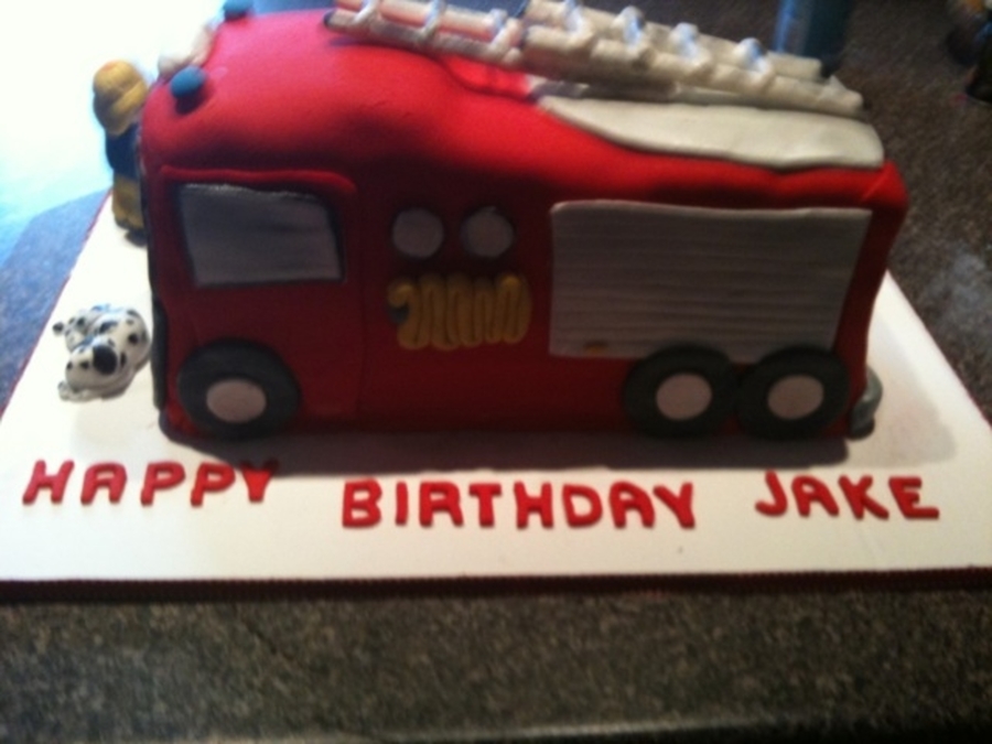 Fire Engine Cake 3-D - CakeCentral.com