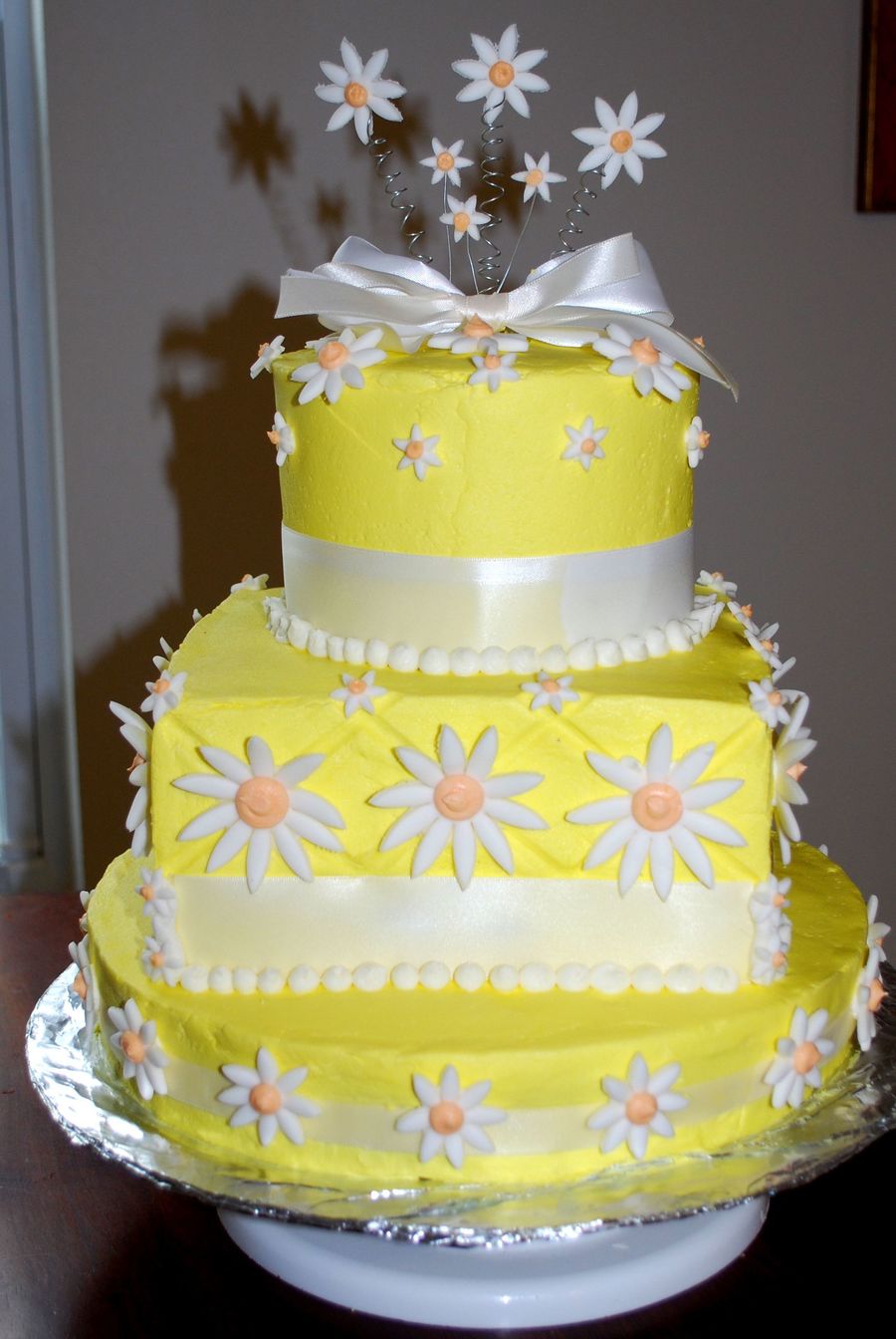 Daisy Cake For Kate - CakeCentral.com