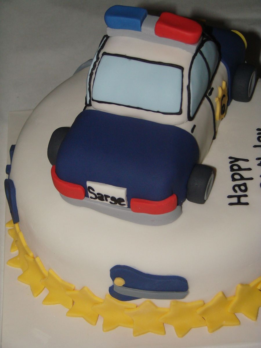 Police Car Cake - CakeCentral.com
