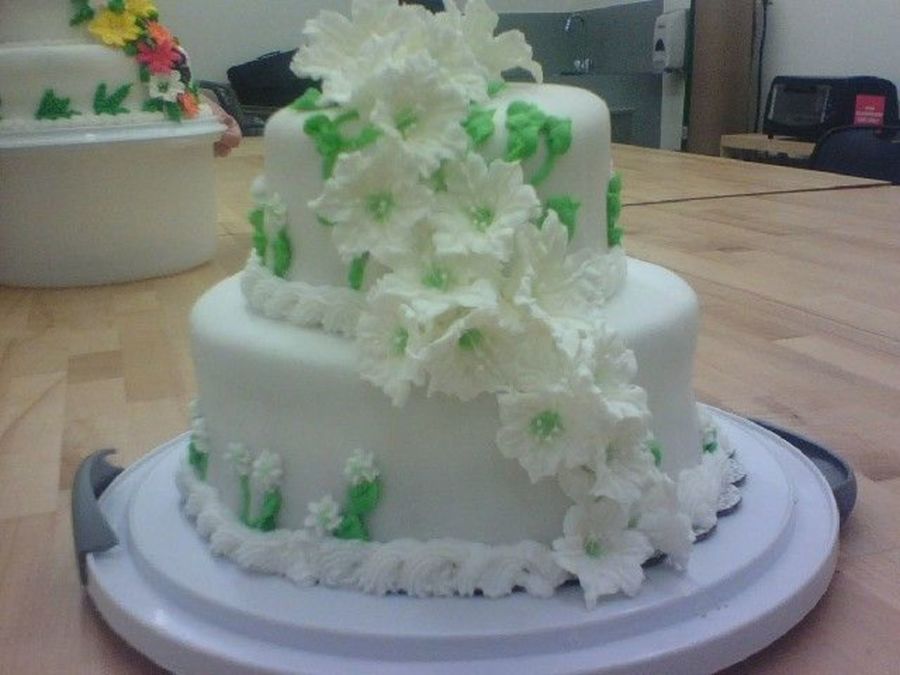 First Tiered Cake, Easter Lily Cake - CakeCentral.com