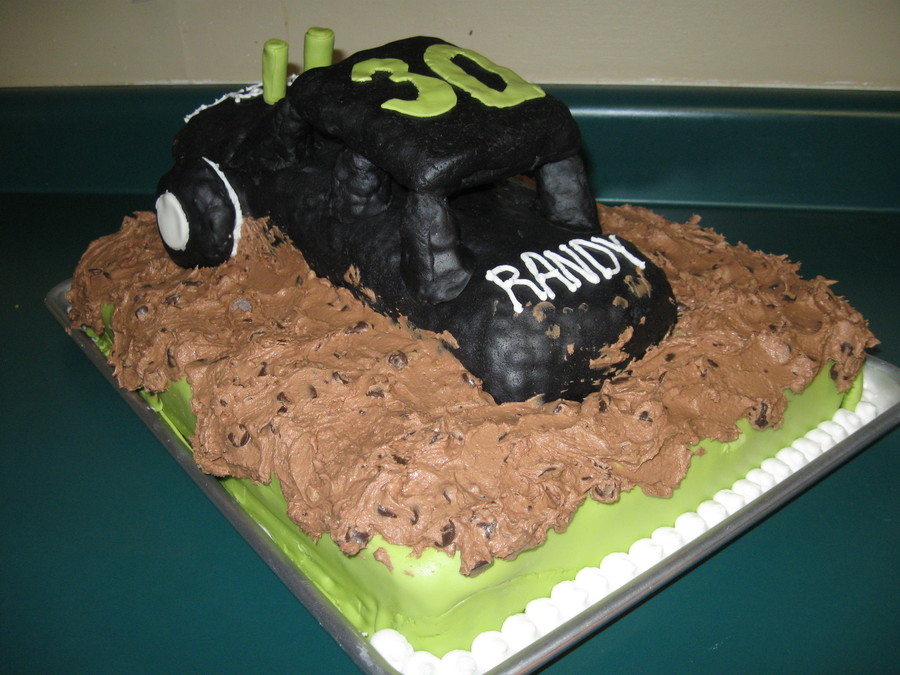 Demolition Derby Cake - CakeCentral.com