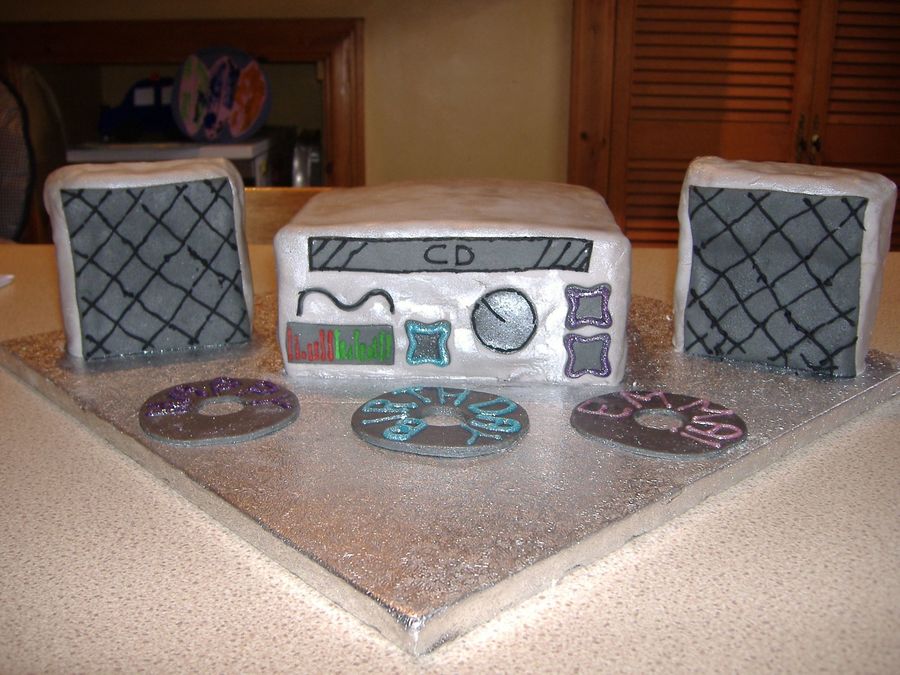 Cd Stereo Player Birthday Cake - CakeCentral.com