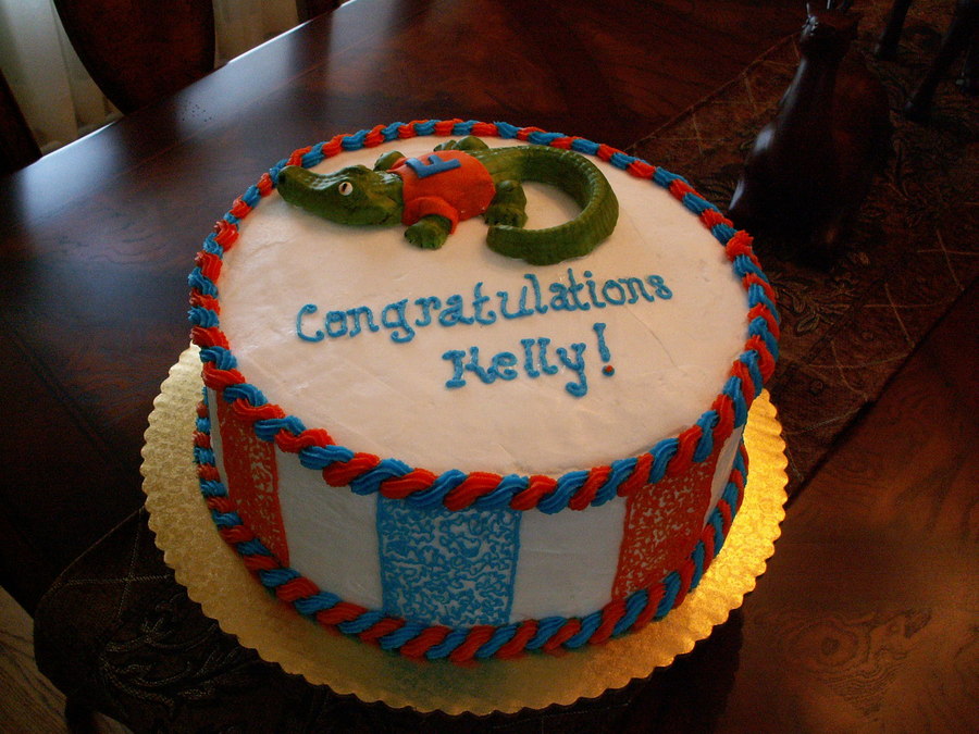 University Of Florida Gators Graduation Cake - CakeCentral.com