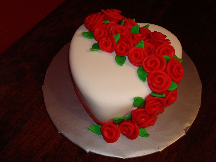 Red Rose Cascade - CakeCentral.com