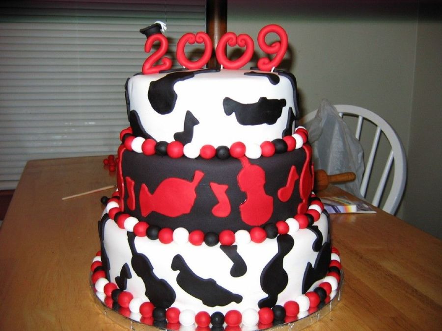 Band Graduation Cake - CakeCentral.com